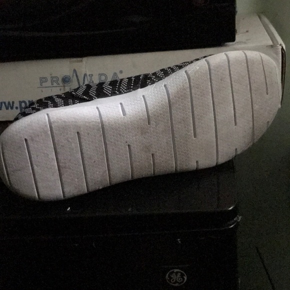 Shoes | Gently Used Running Shoes | Poshmark